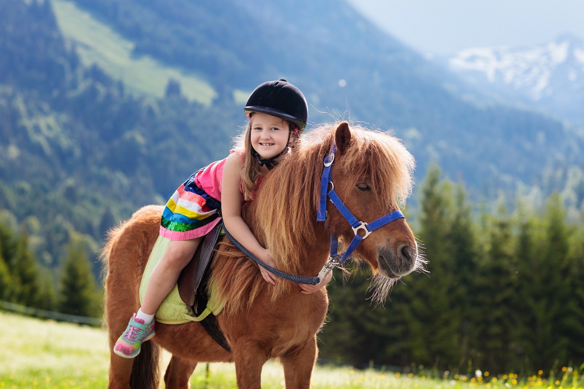 Pourquoi faut-il inscrire son enfant en stage d’équitation